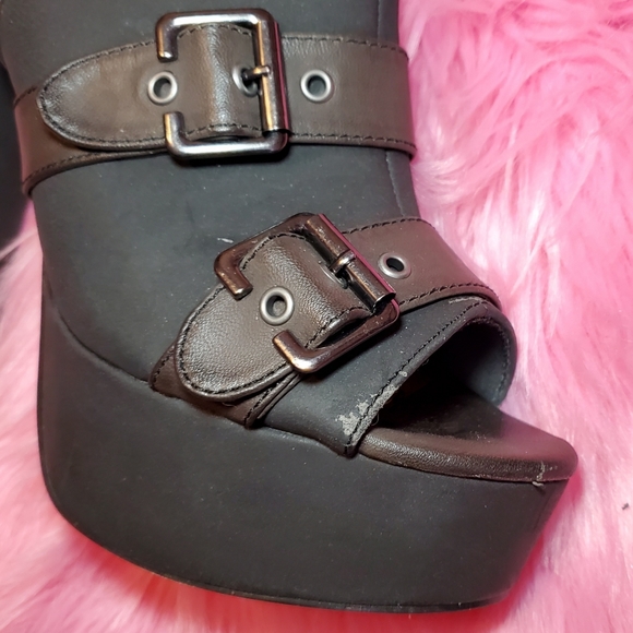 Shoe Dazzle | Shoes | Shoe Dazzle Peep Toe Bandage Strappy Booties 85 ...